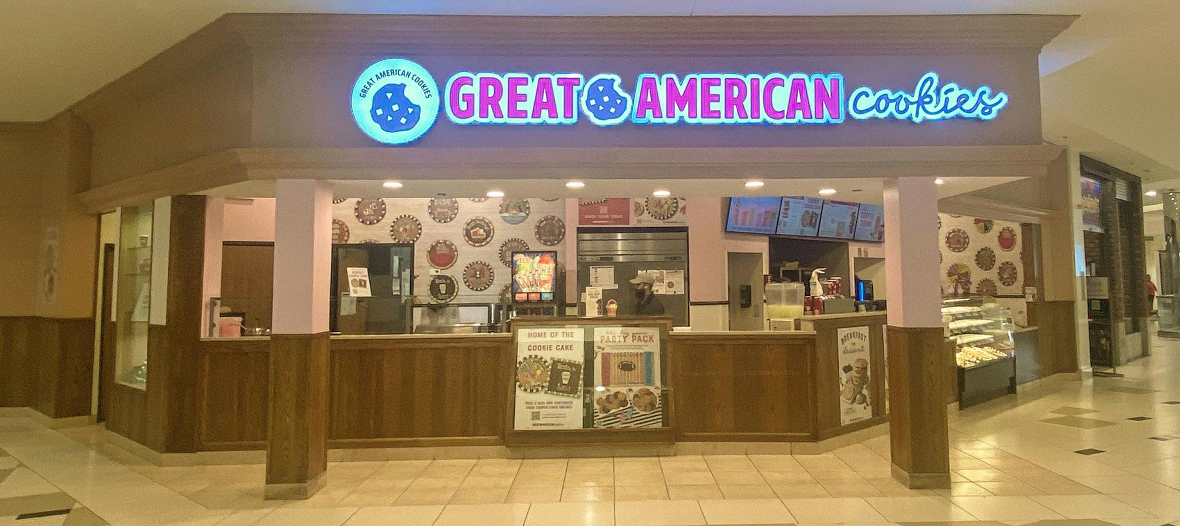 Twelve Oaks Mall | Metro Detroit's Largest Shopping Destinationn