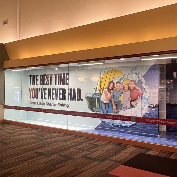 Great Lakes Crossing Outlets | Michigan's Largest Indoor Outlet Mall ...