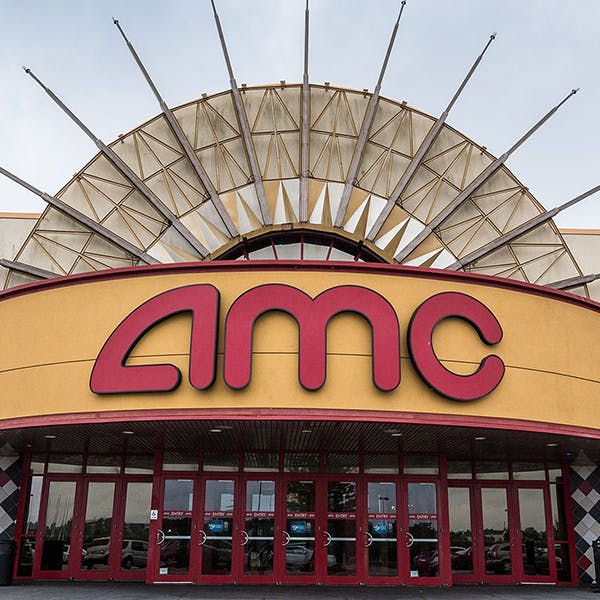 Great Lakes Crossing Outlets | Michigan's Largest Indoor Outlet Mall ...