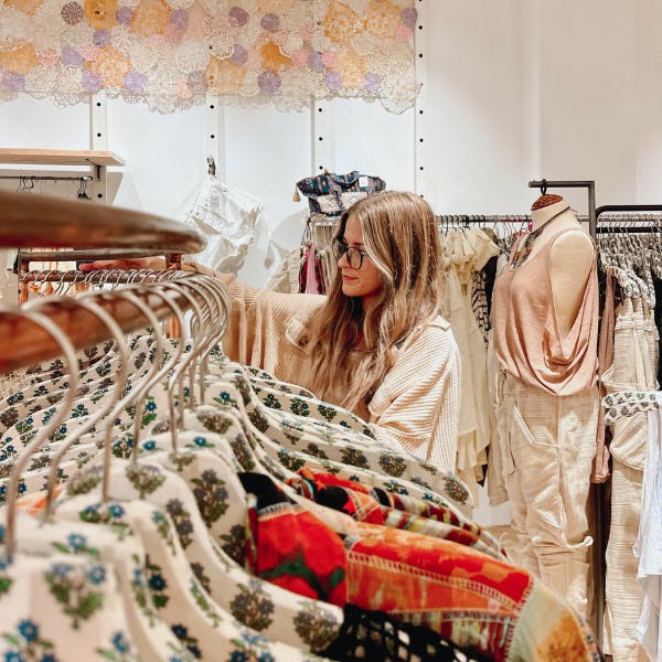 International Plaza and Bay Street | Premier Shopping and Dining in ...