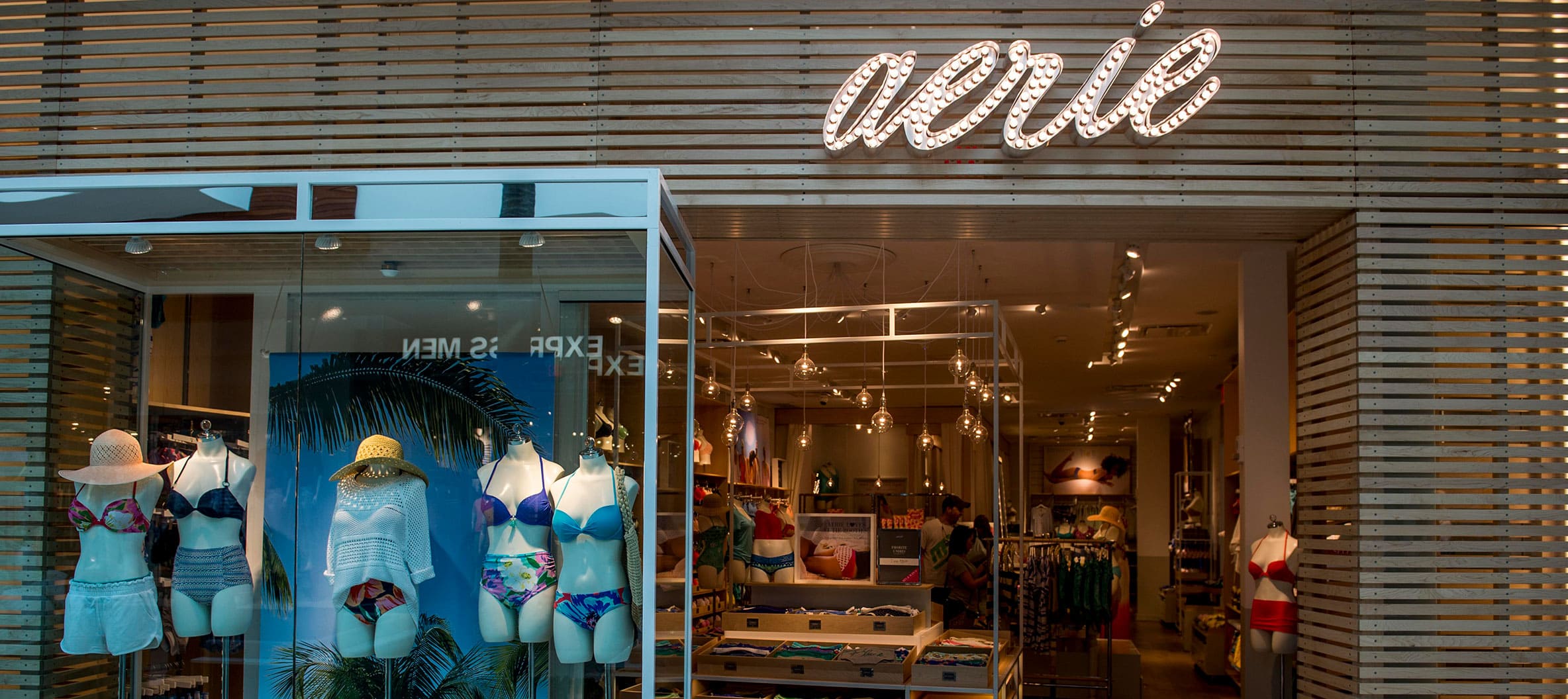 Aerie | Sarasota | The Mall at University Town Center