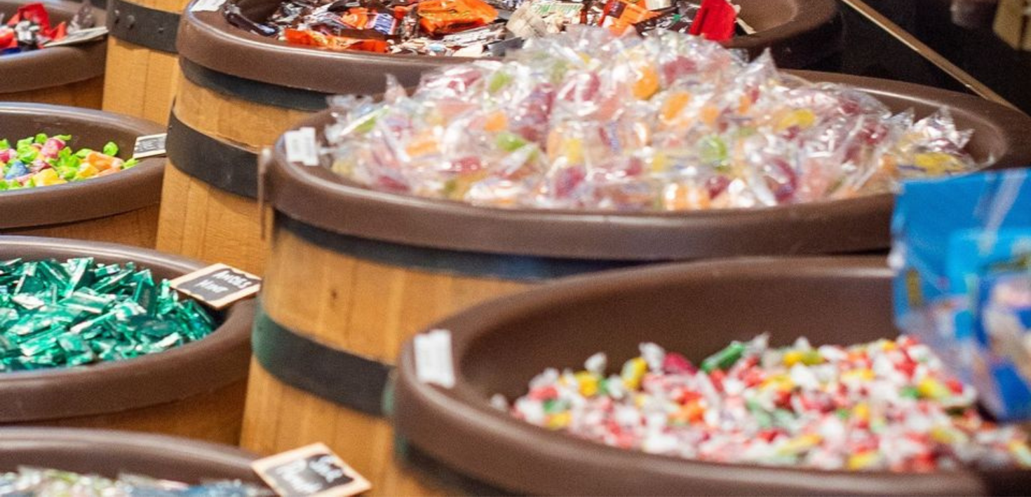Candy Barrel | Got a sweet tooth? | Valley Fair | West Valley City