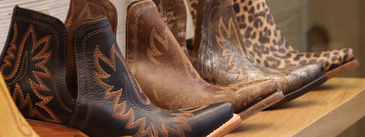 ARIAT | Nashville | Fifth + Broadway