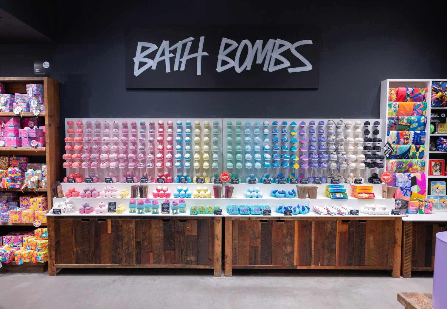 LUSH Bath Bomb Pressing Parties | NorthPark Center