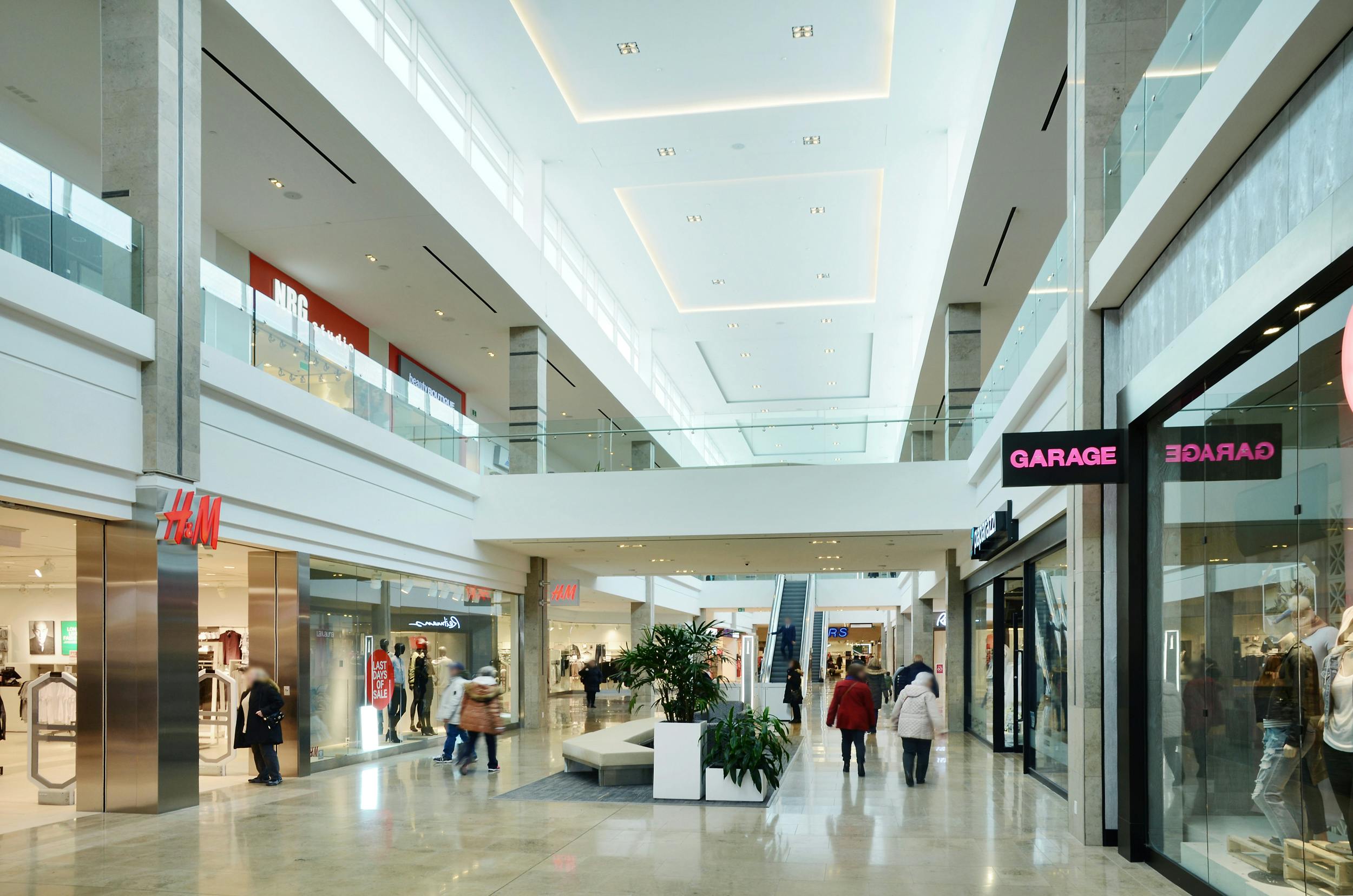 Mississauga's Premium Shopping Destination | Erin Mills Town Centre